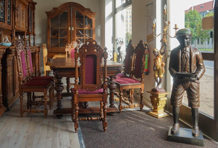 Karriere und Jobs bei Antik & Stil